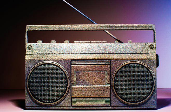 Colorful boom box – Radio Daljir