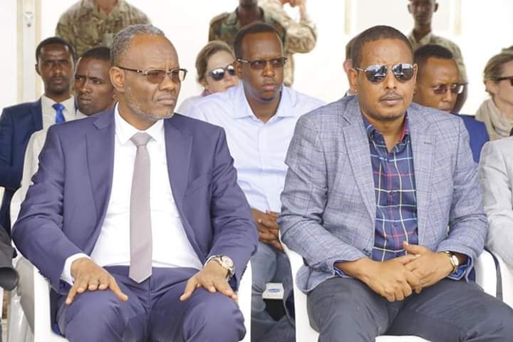 Madaxweynaha Koonfur galbeed oo Ciidamo tababar u soo xiray – Radio Daljir Madaxweynaha Koonfur galbeed oo Ciidamo tababar u soo xiray – Radio Daljir