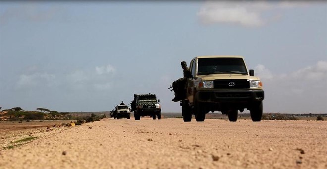 Dagaal u dhexeeya Al-shabaab & Ciidamada dowladda oo ka socda degaano ... Dagaal u dhexeeya Al-shabaab & Ciidamada dowladda oo ka socda degaano ...