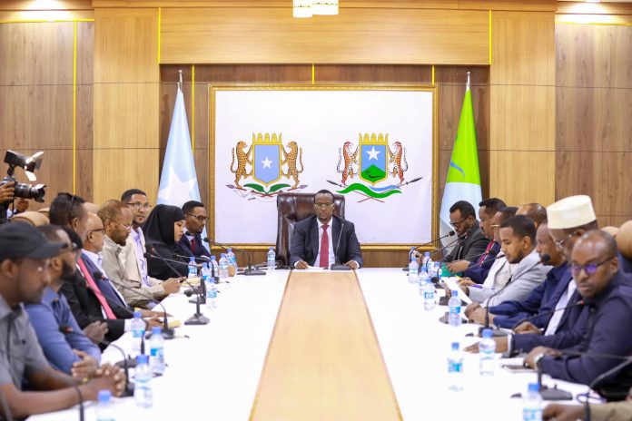 Golaha Wasiiradda Hiirshabeele oo shir deg deg ah ka yeeshay dagaalka ... Golaha Wasiiradda Hiirshabeele oo shir deg deg ah ka yeeshay dagaalka ...